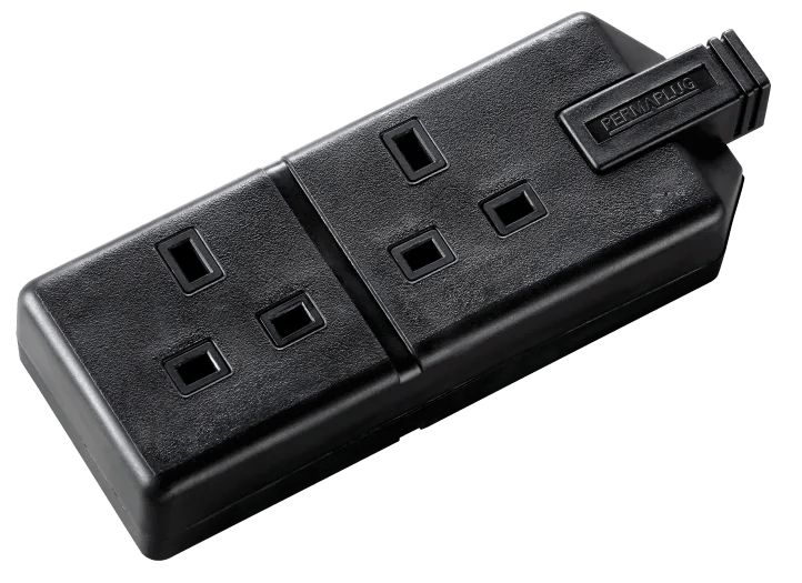 PERMAPLUG 13a 230V 2 gang black trailing socket (230 Volt, 2P+E Pin ...